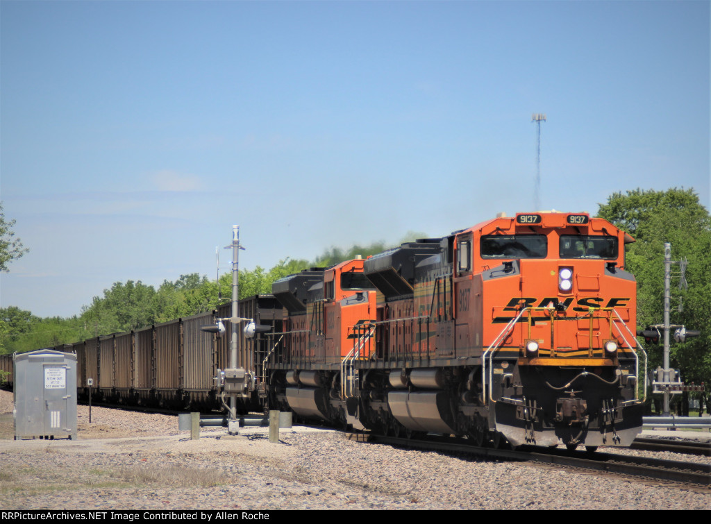 BNSF 9137